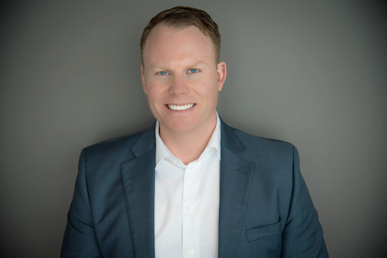 Steve-Laursen-bluejacket - Steve Laursen